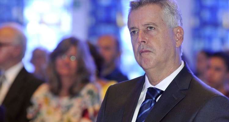 Antes da posse, governador eleito Rodrigo Rollemberg participou de missa