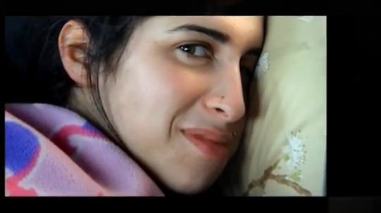 Primeiro trailer de documentário sobre Amy mostra juventude da cantora