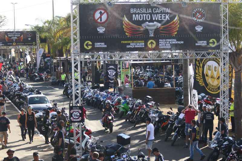 Motos, shows de rock e lutas medievais: esse é o Brasília Capital Moto Week