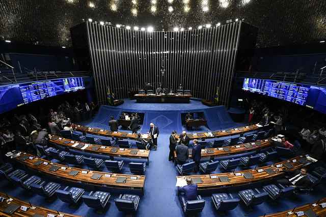 Senado aprova transferência do Coaf para o Banco Central